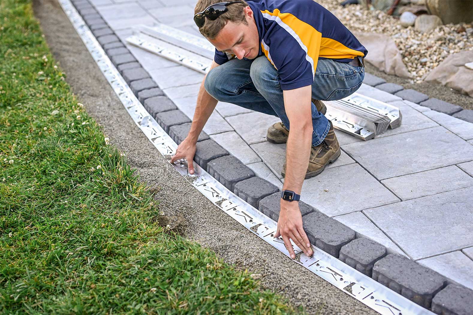 Aluminum Paver Edge Restraint | Driveway Edge Restraints – Pave Tool ...