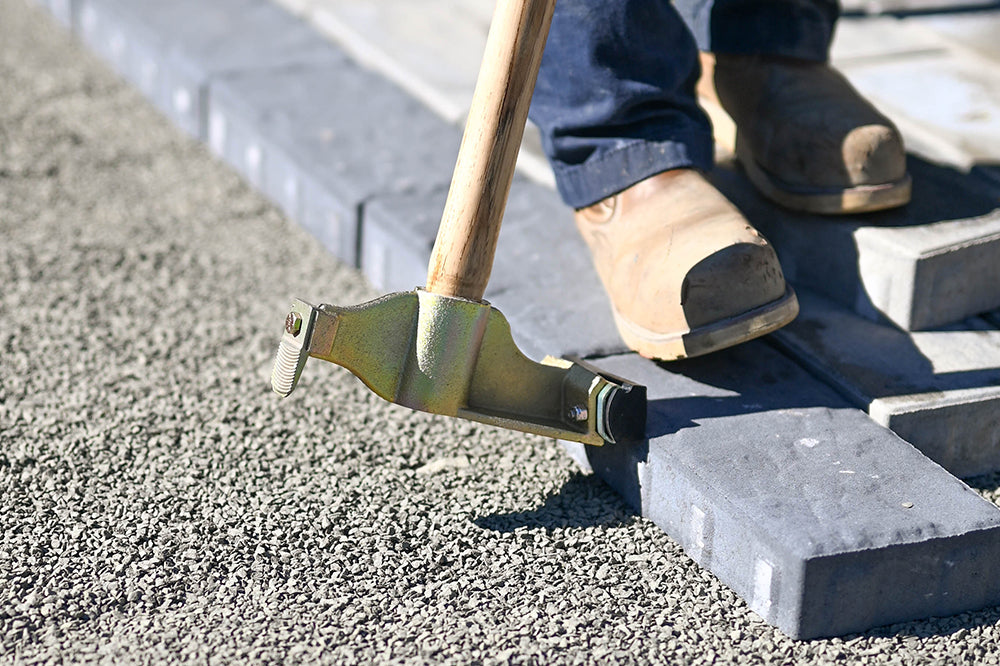 Quick-E-Dual Adjuster | Adjusting Pavers | Hardscape Equipment